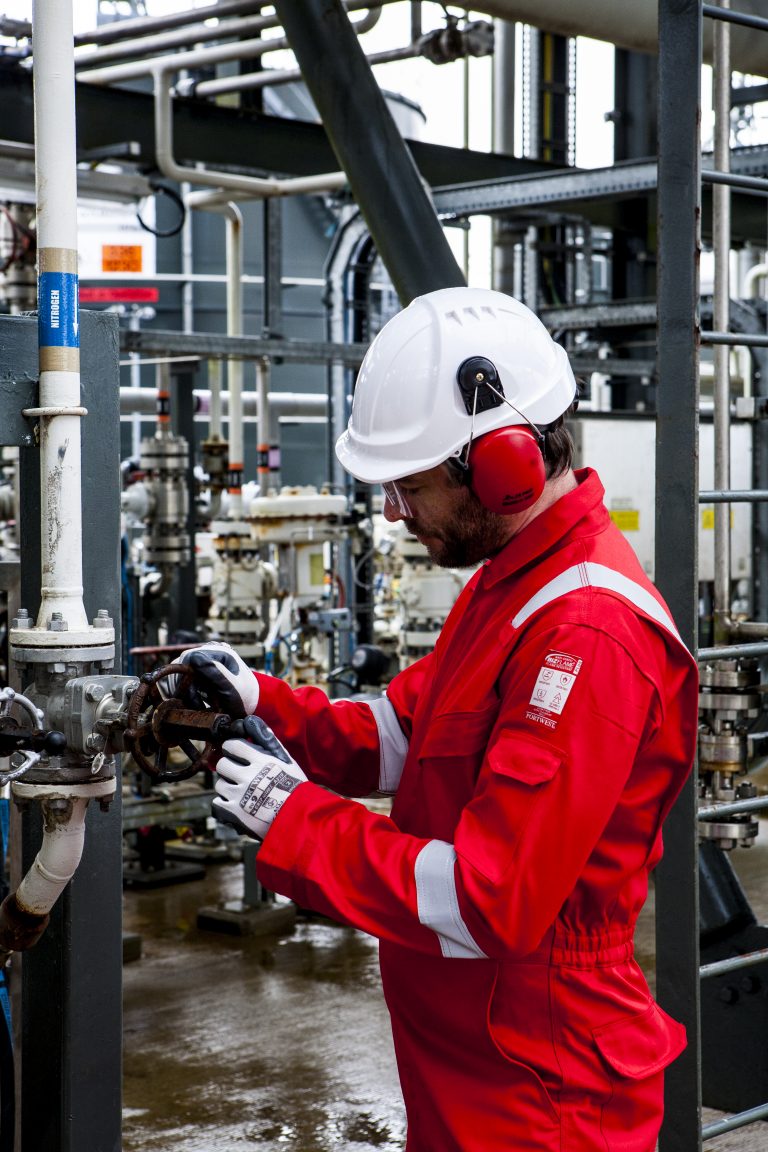 What PPE And workwear do I need when working as a plumber?