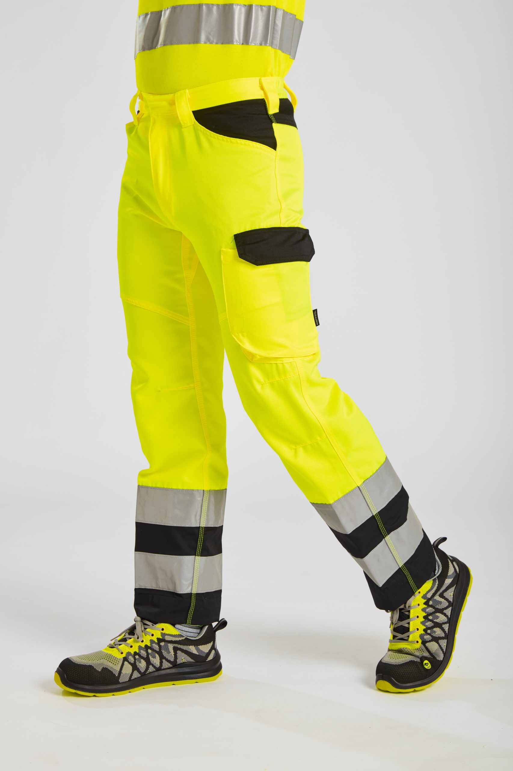 Hi Vis Work Trousers | OAKEYS Safety Ltd