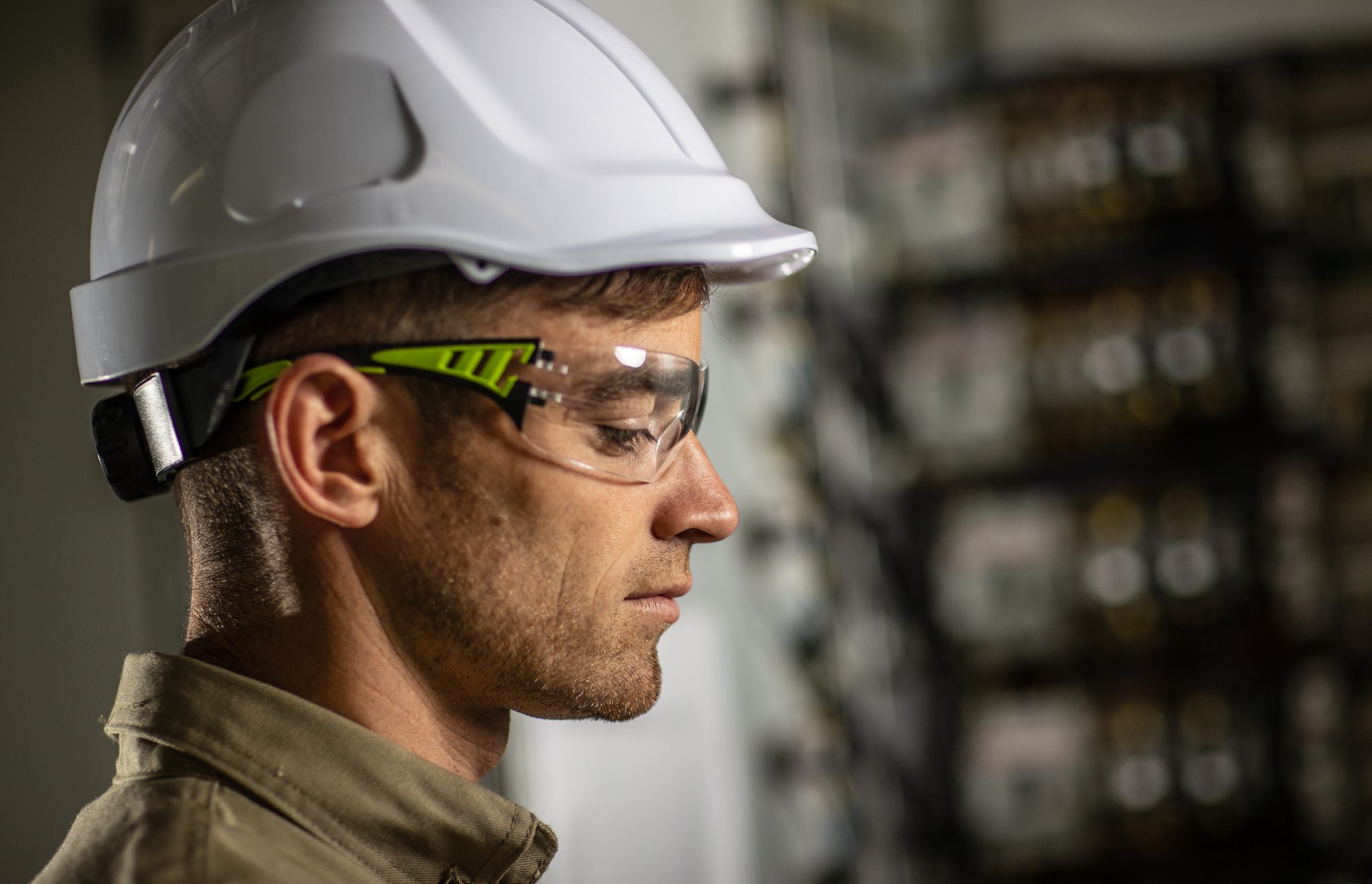 What is the best way to clean a safety helmet?