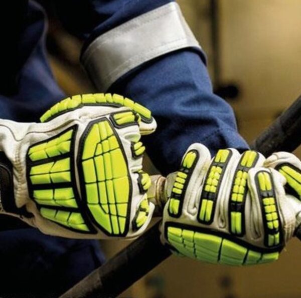 Should you wear safety gloves while grinding? | OAKEYS Safety Ltd